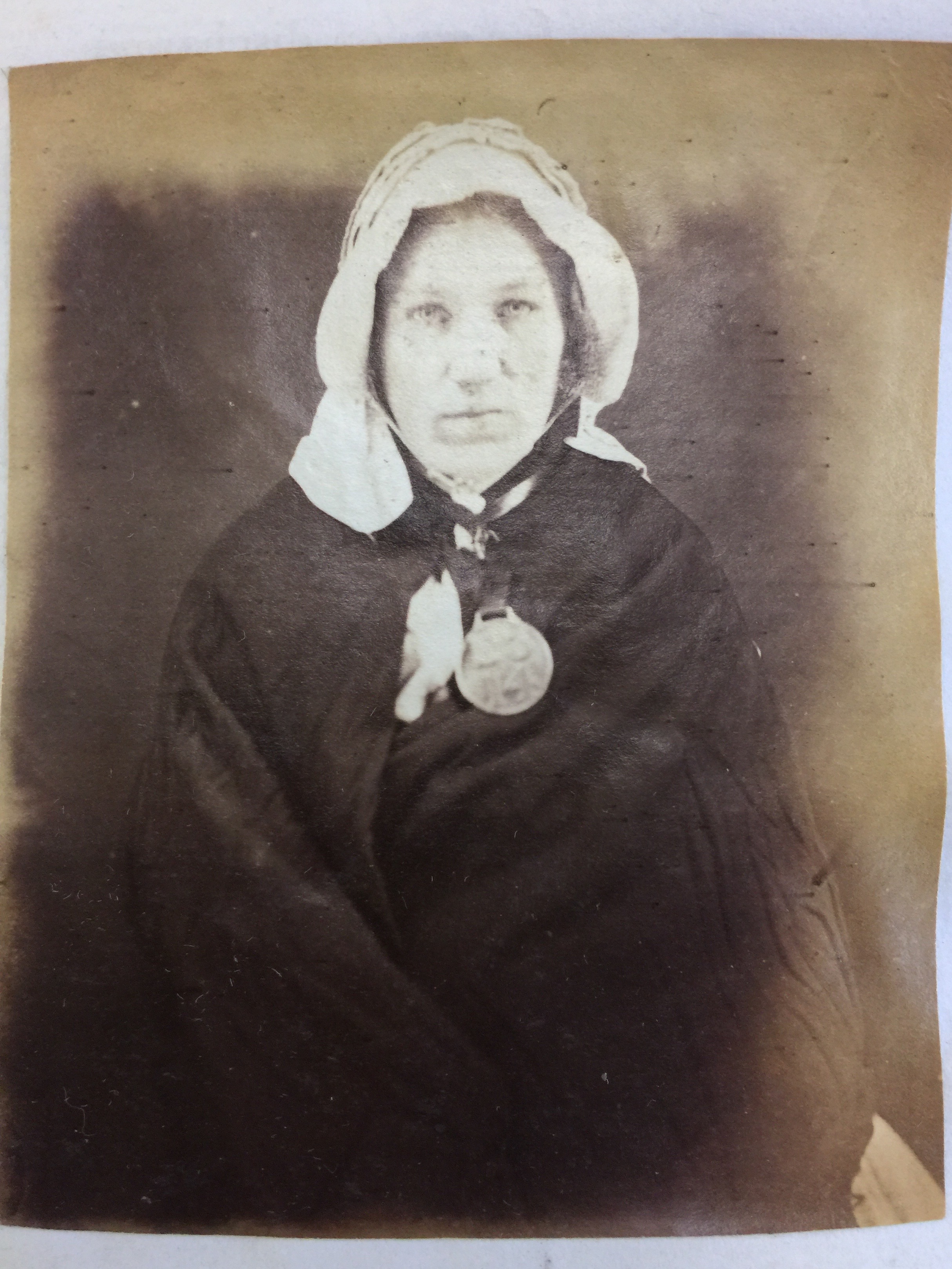 D6957:1:1 -70 – Ruth Singer